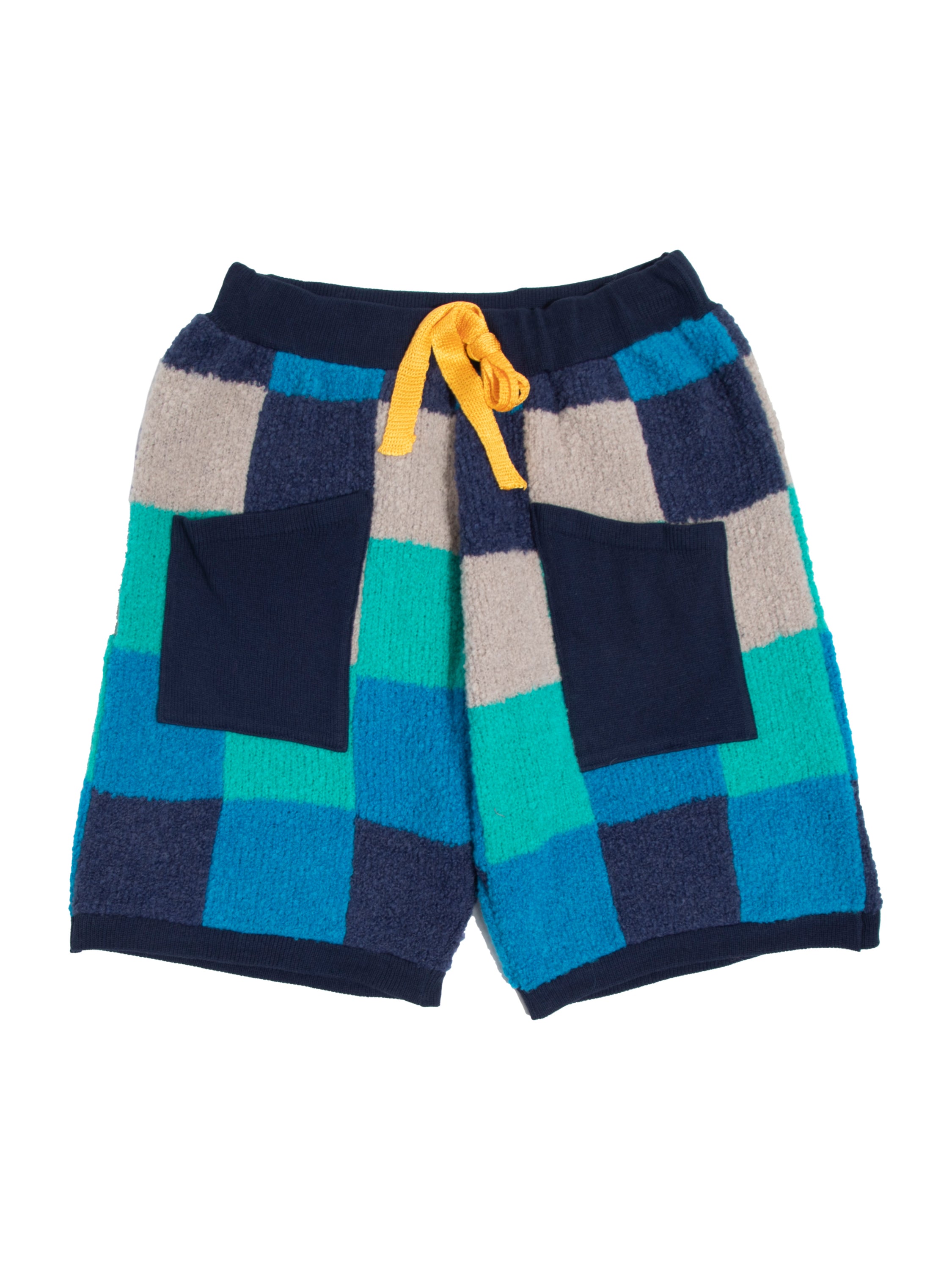 CAMP HIGH – Camp High